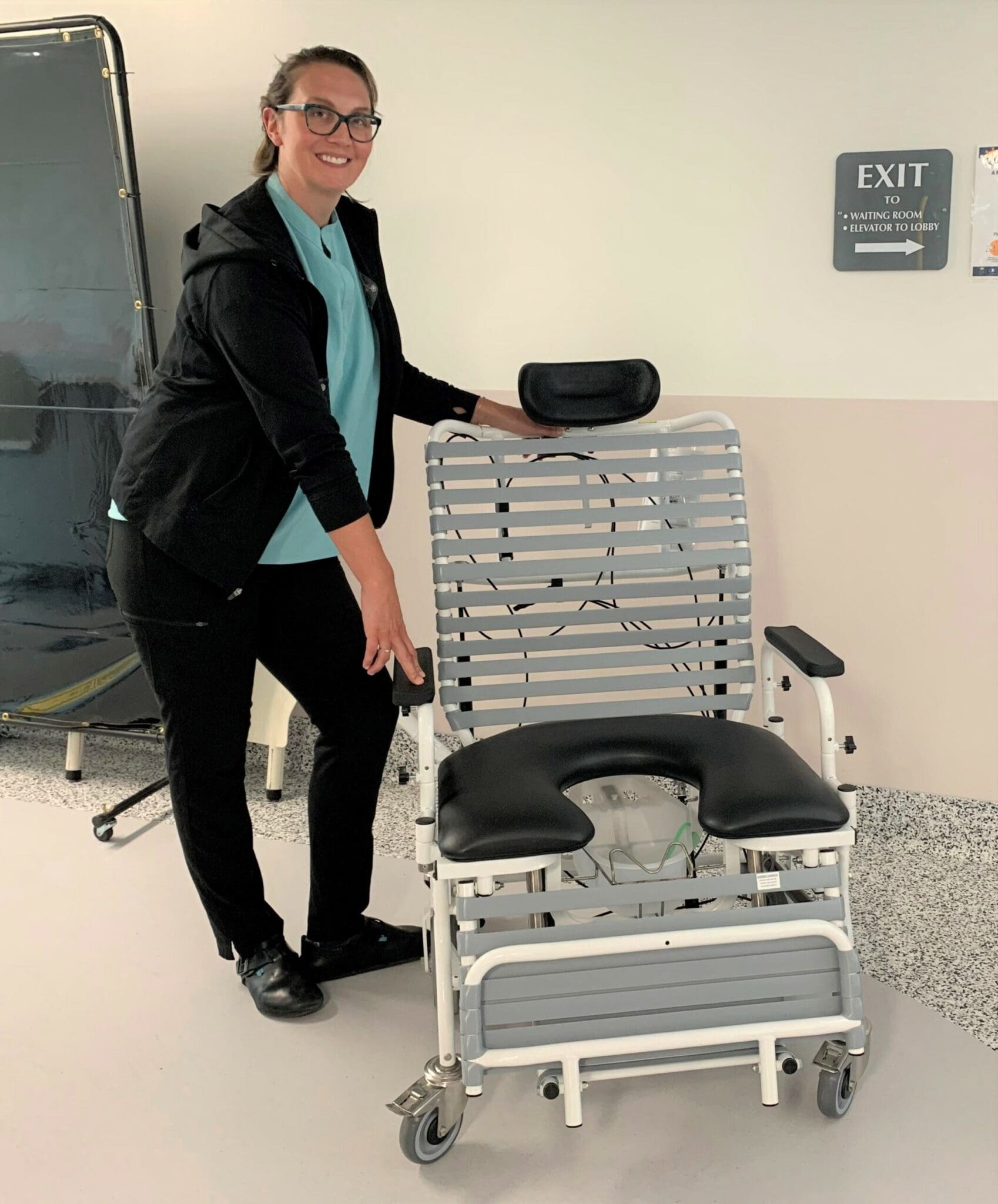 Bariatric Tilt Commode - Kootenay Boundary Regional Hospital Health ...